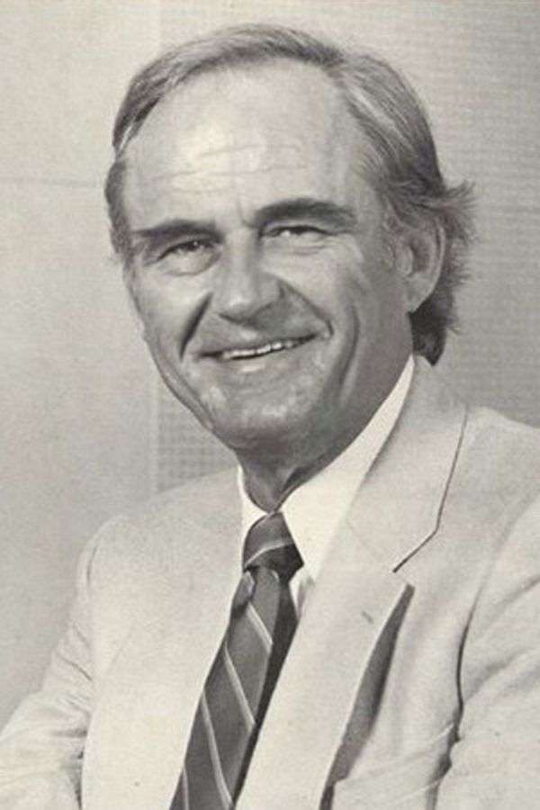 Carl Banas - Actor Profile - BingeBeast